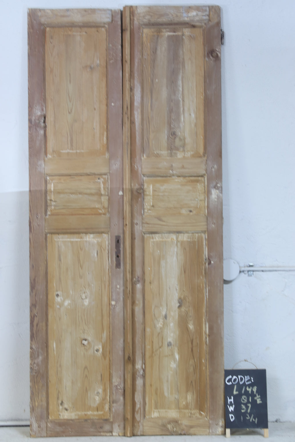 Vintage Double French Doors (Solid Wood) - L149